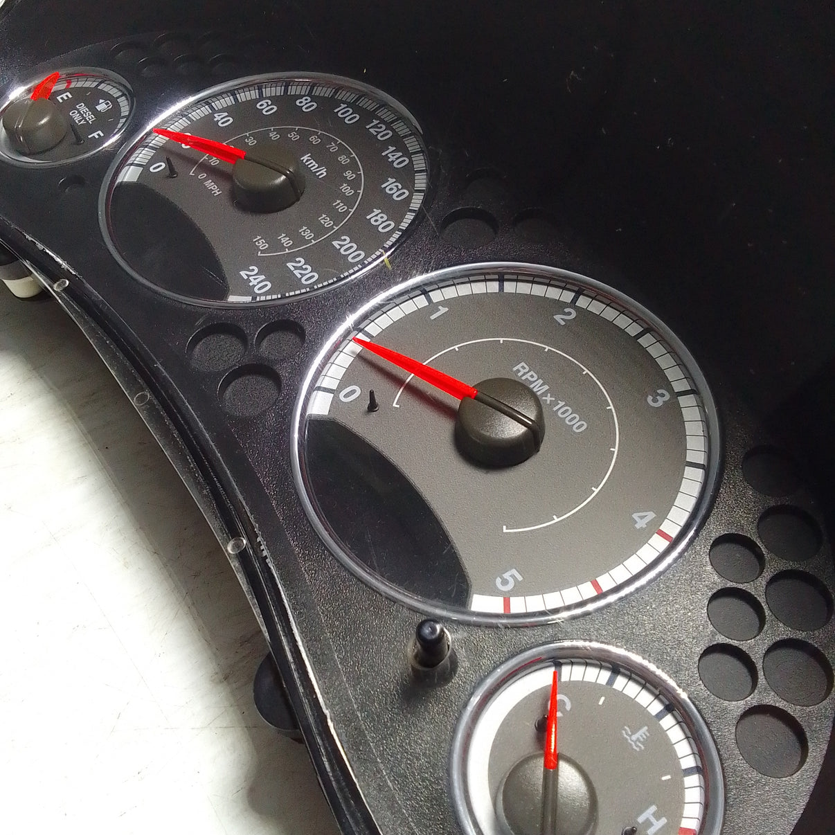 Cluster Tacometro Jeep Liberty KJ 2002 2006 – Canayaq