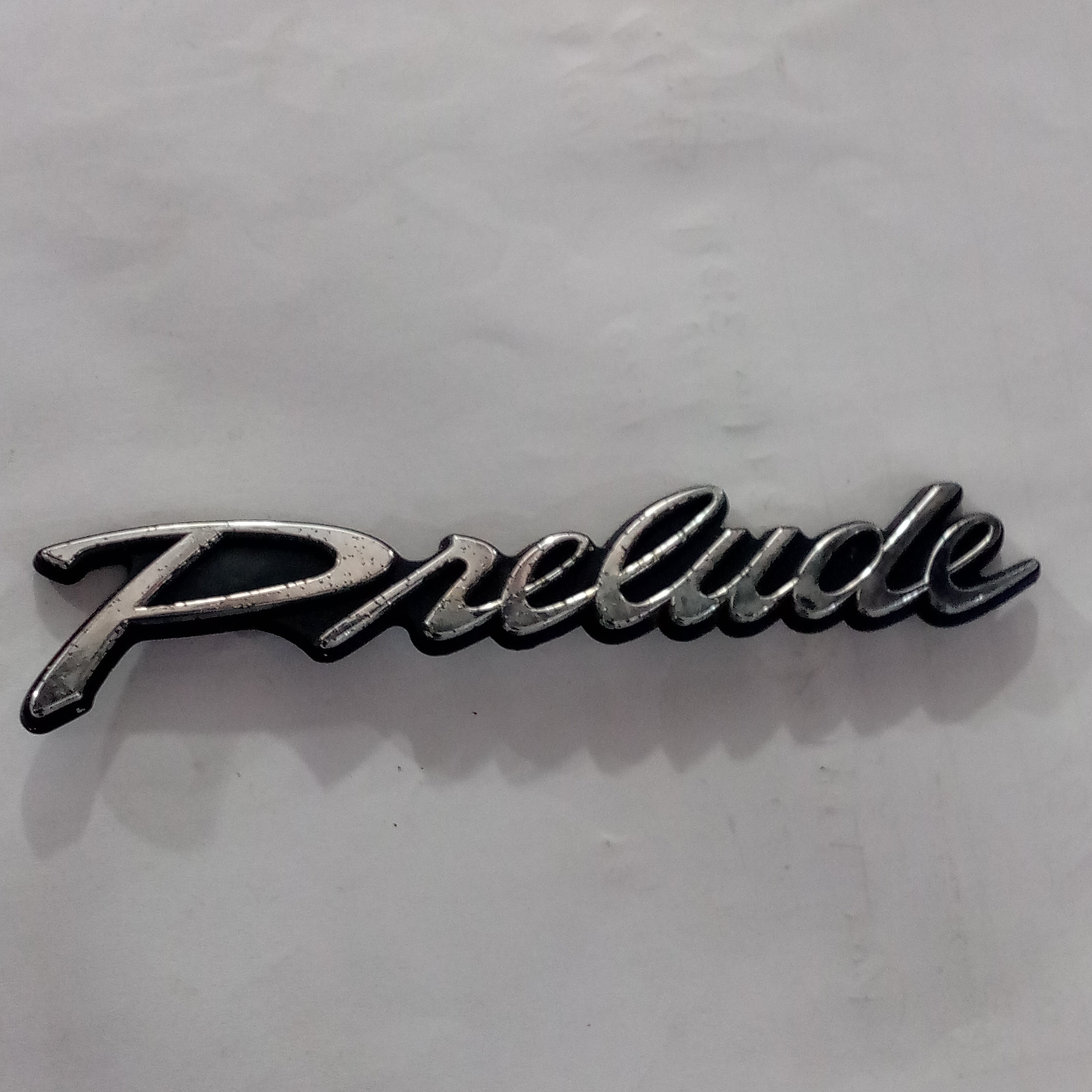 Emblema Letra Prelude – Canayaq